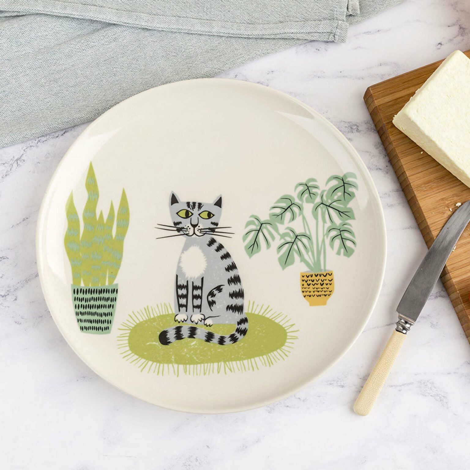 The Best Cat Dinnerware: Beautiful and Unique | Happy Cat Corner